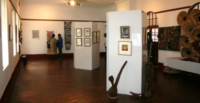Art in Zambia Blog: Choma Museum X-mass Art & Crafts Exhibition (1)
