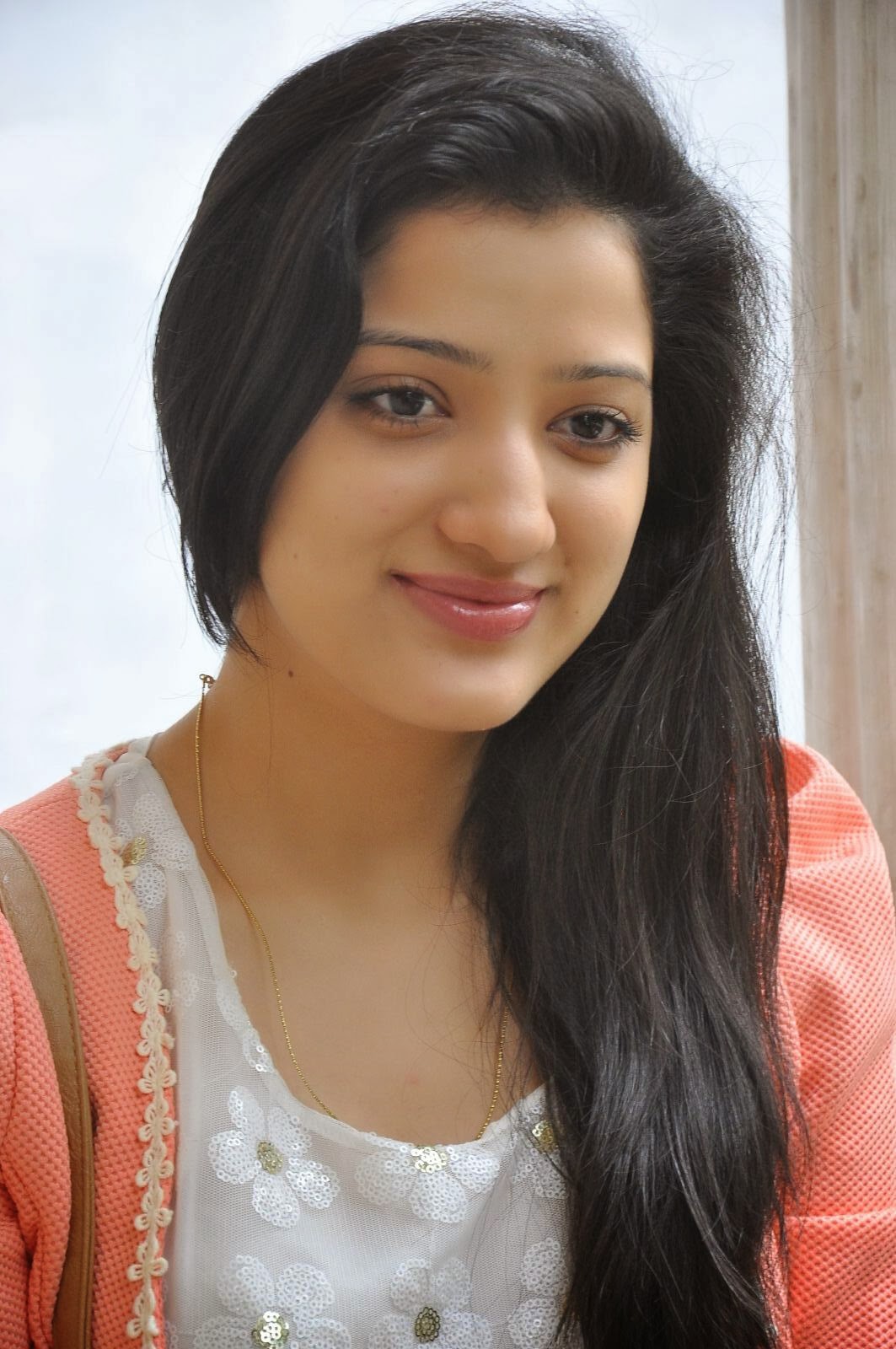 tollywoodcinemablog: Richa Panai New Photo Stills