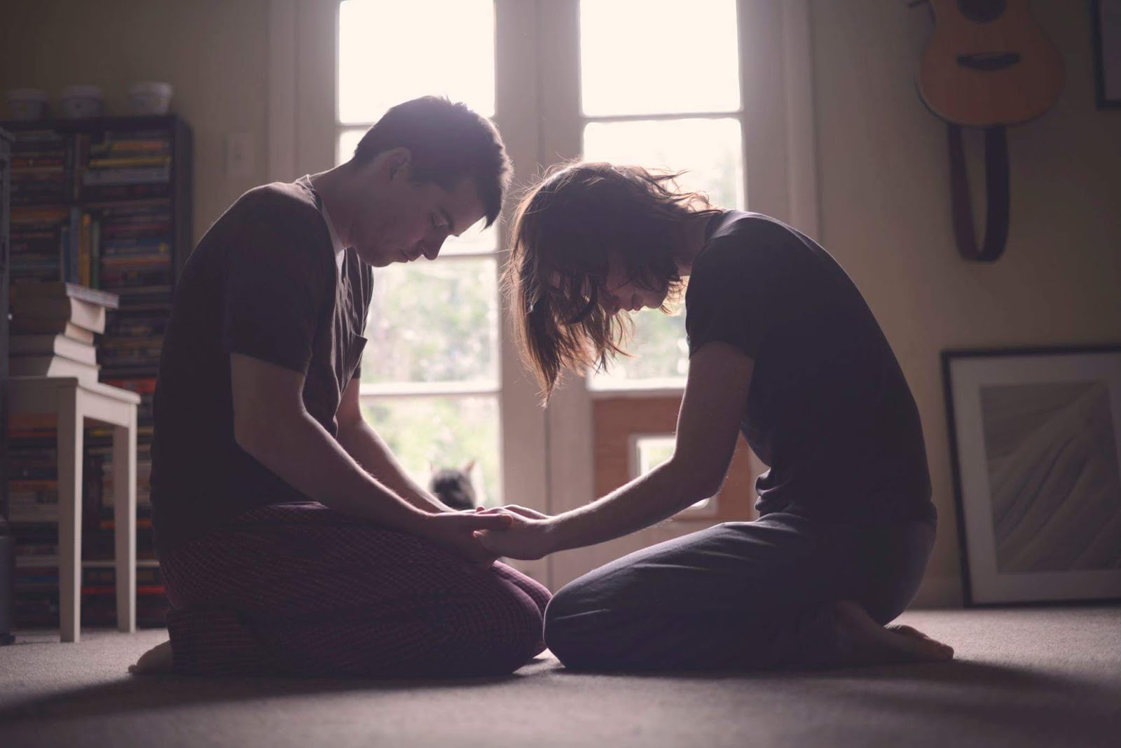 SUD LA CEIBA: Orando