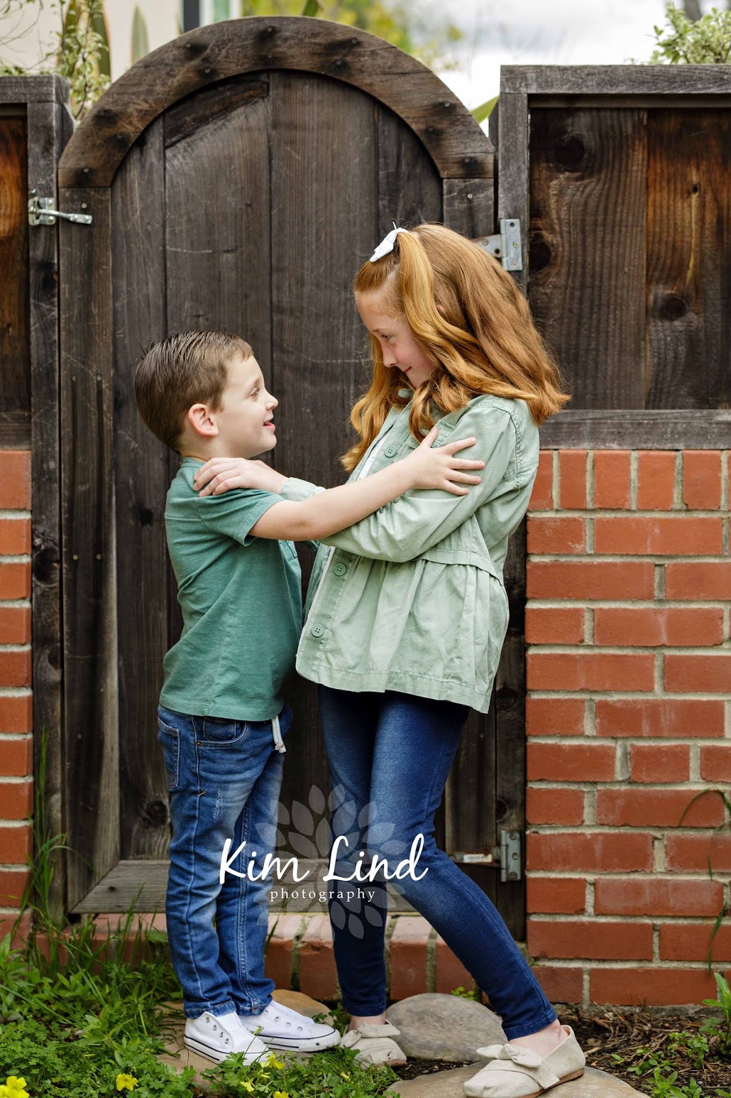 KIM LIND PHOTOGRAPHY {the blog}: The "W" Family Mini Session at Home ...