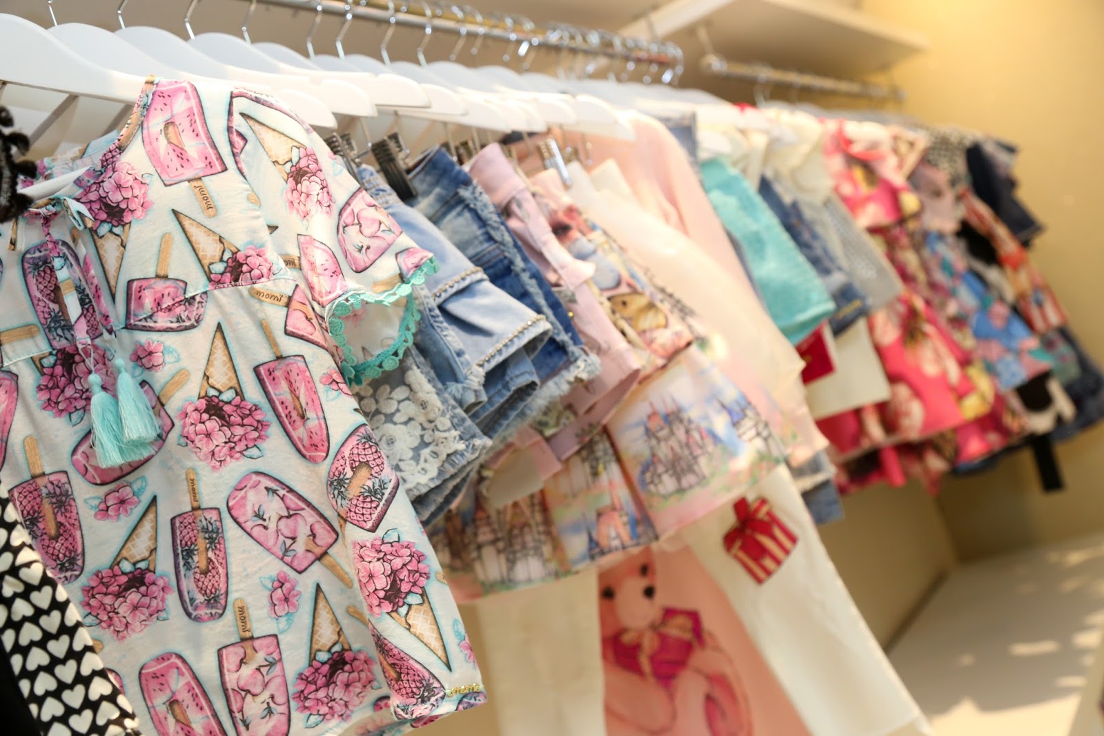 Silvia Pampolini: Inauguração da loja infantil para meninas, DIVAS KIDS