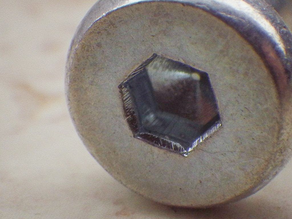 meserias in bricolaj: teoria surubului