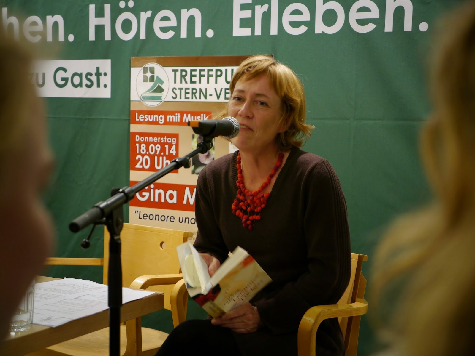 Gina Mayer im Sternverlag - Düsseldorf