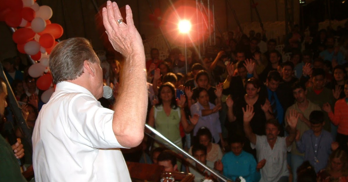 Max Solbrekken World Mission: Pastor Wayne Johnson welomes every one to ...