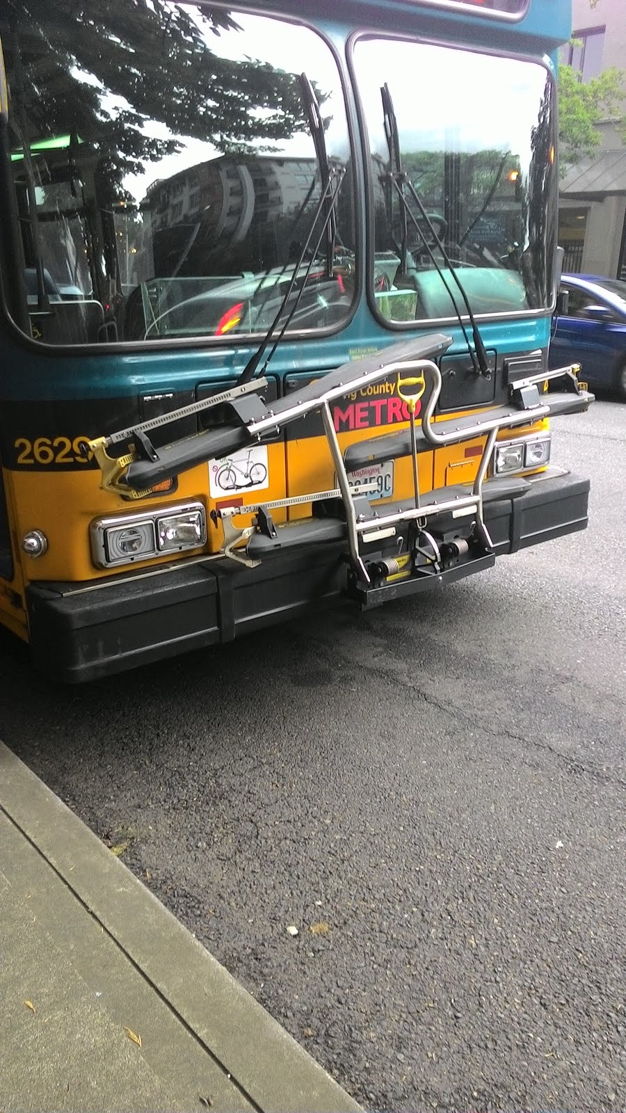 100 reasons I love Seattle: Reason 10: Bike Rack on Buses