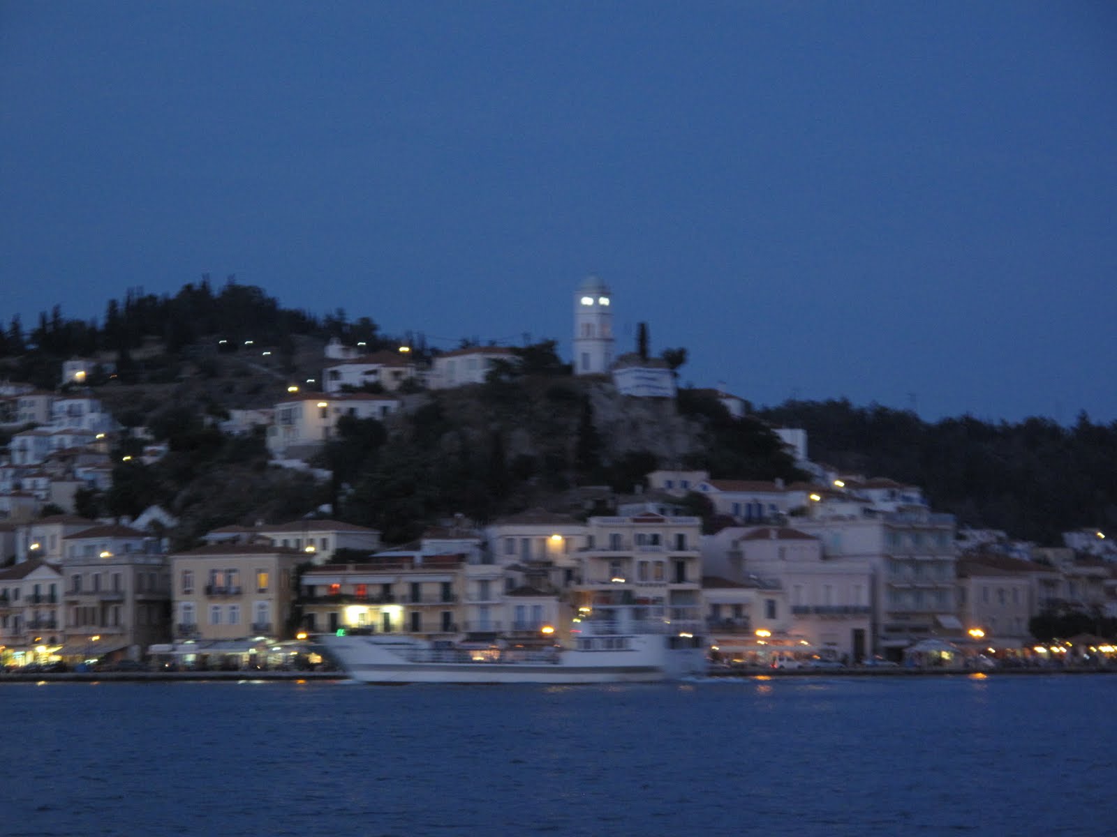 SEAGRAPE ON THE OCEANS: SUNSAIL GRECE base d' Athènes- Lavrion