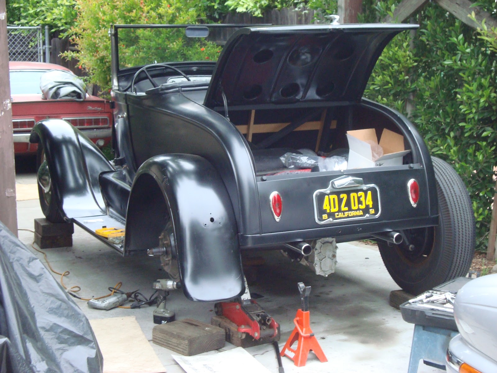 The Hot Rod Disorder™: Putting Fenders On My Model A