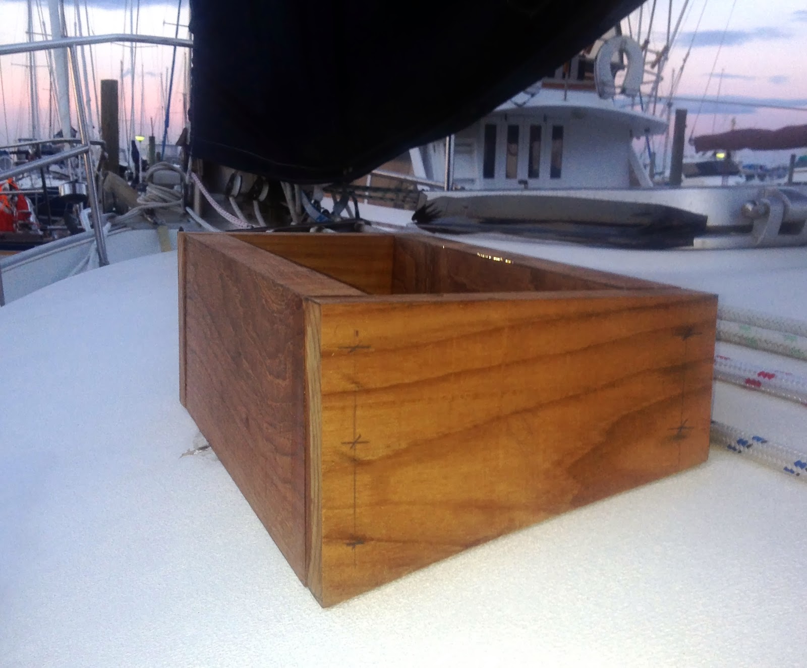 A Kiwi Nonsuch 30 Ultra: Dorade box construction project