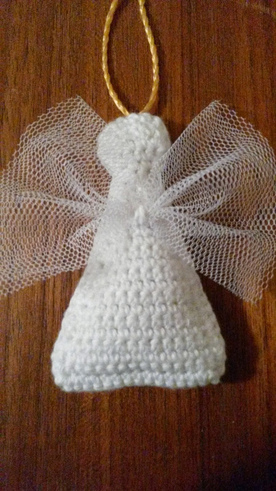 begyndmeddesserten: Hæklet julepynt #3 (engel - med opskrift)