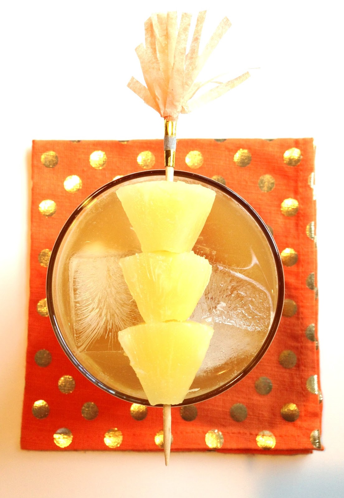 Dooley Noted Style: Thirsty Thursday - Pineapple Cocktail