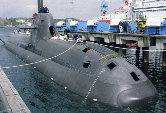 SI VIS PACEM, PARA BELLUM: Submarine U212 class