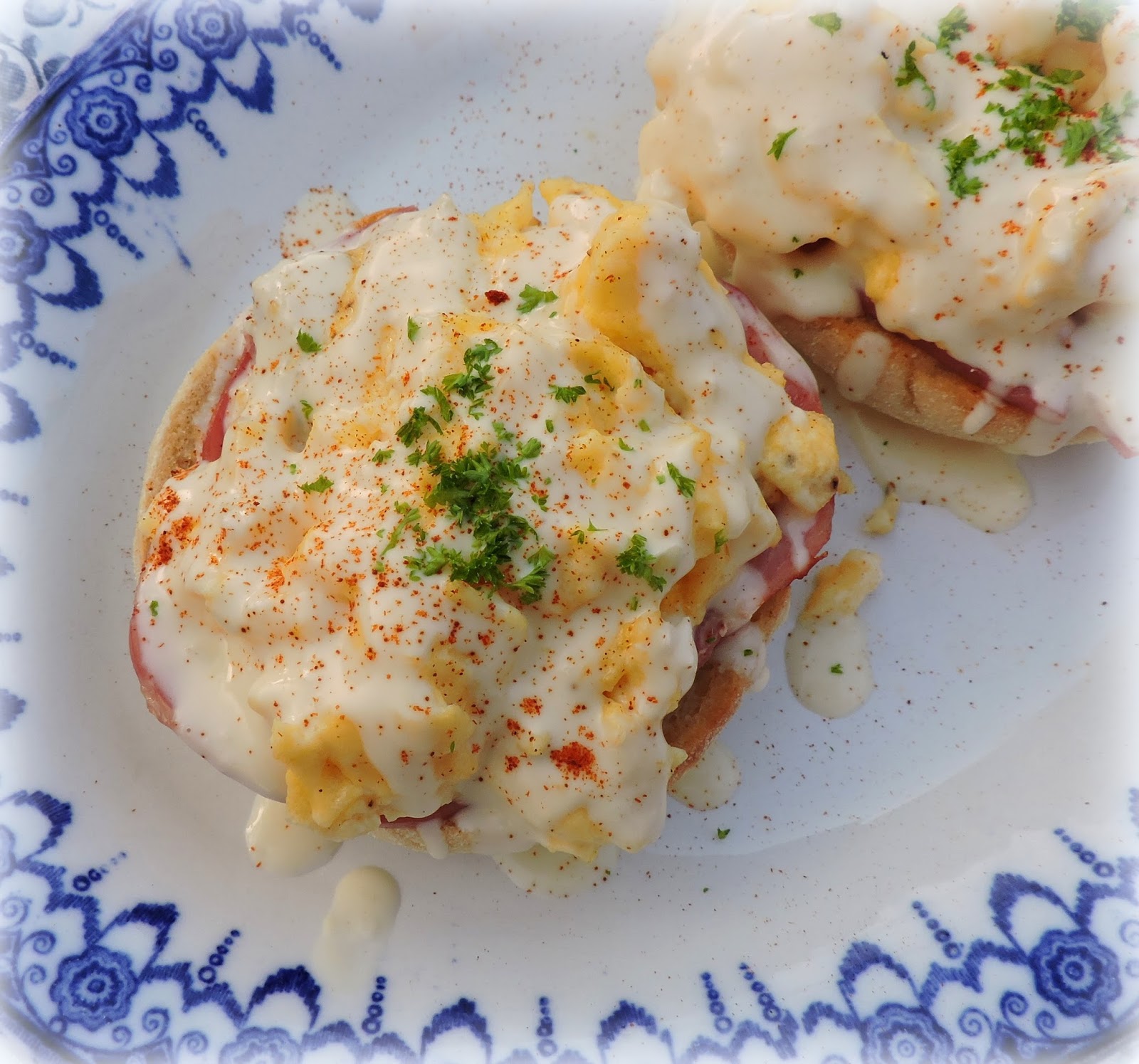 Scrambled Eggs Benedict | The English Kitchen
