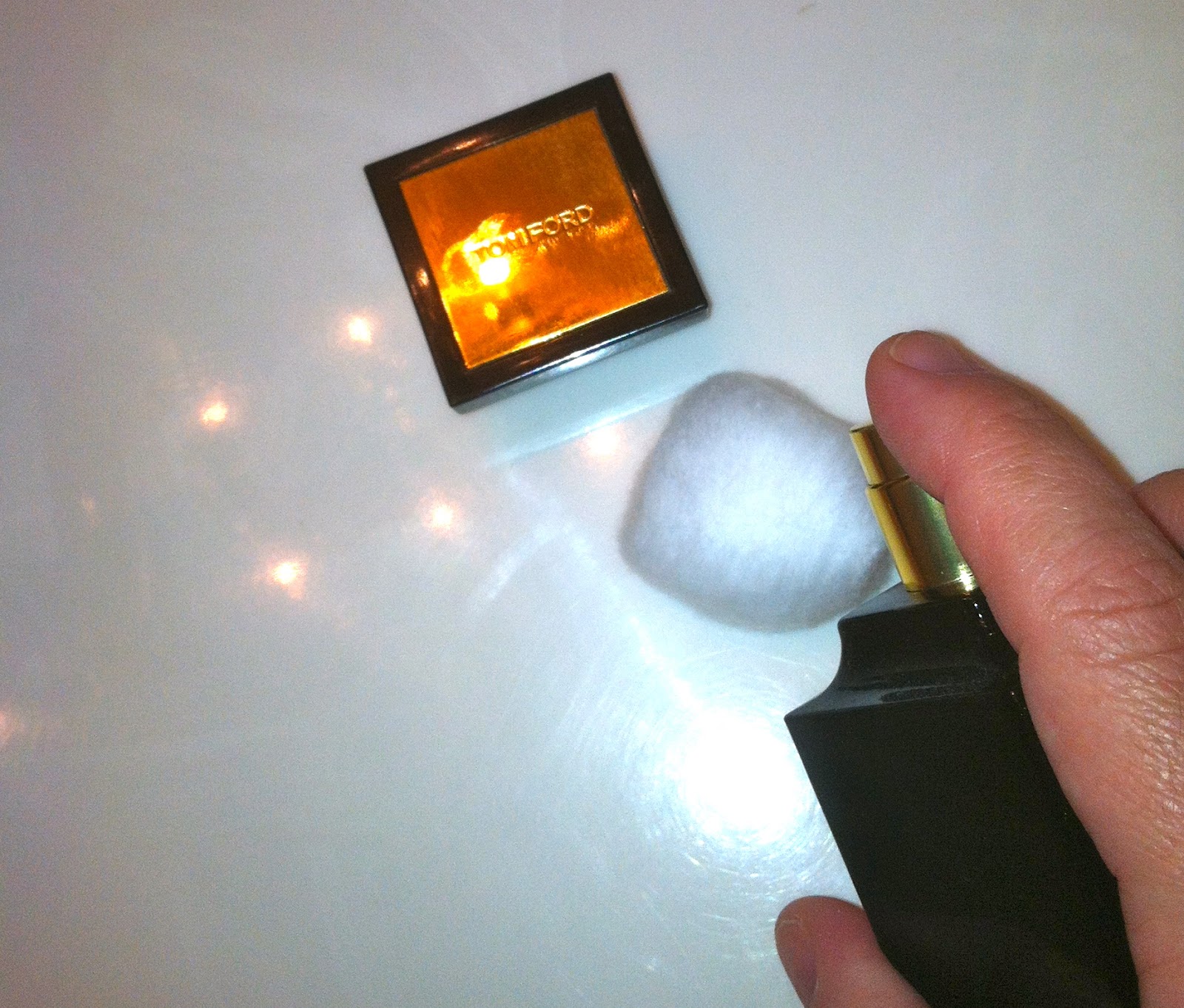 Christina's Beauty Mark: DIY Fragrance Body Powder!