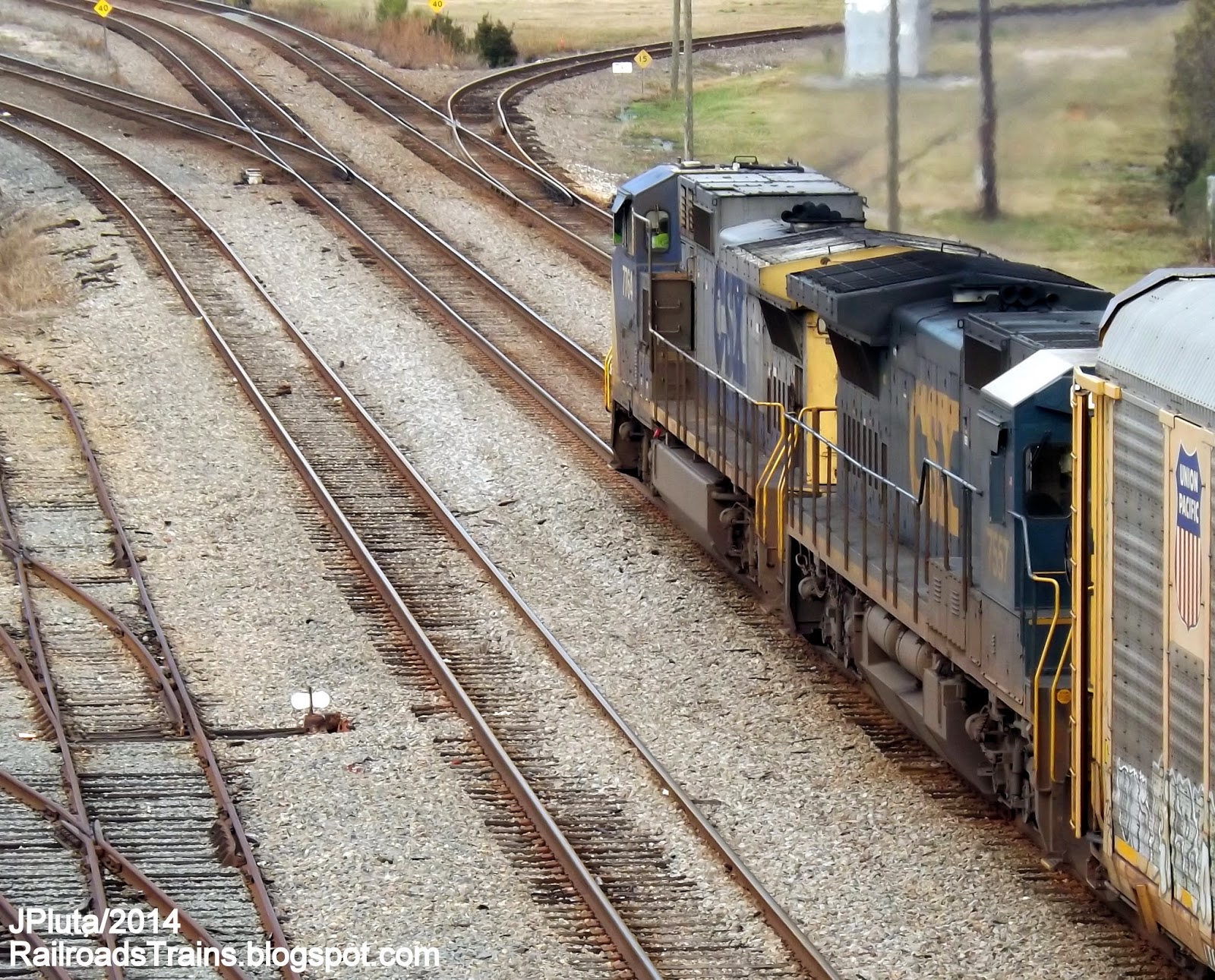 RAILROAD Freight Train Locomotive Engine EMD GE Boxcar BNSF,CSX,FEC ...
