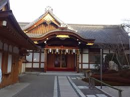 Japanese Visual Media 2017: The Evolution of Shintō Shrines