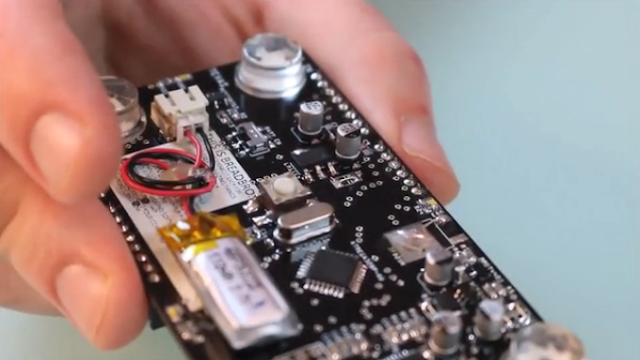 Great Way to Learn Electronics Using an Arduino UNO! | Gadget Explained ...