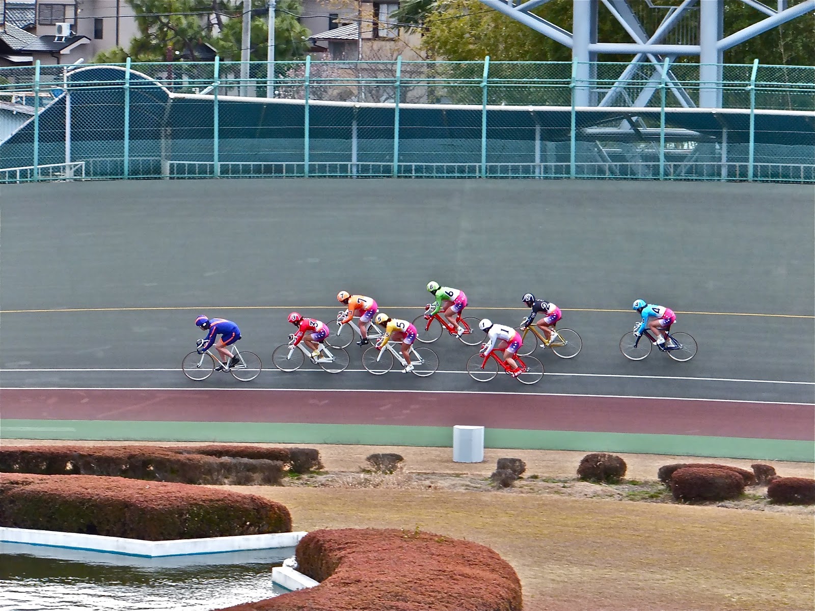 Kinki Cycle: Girl's Keirin Race At Nara Keirin
