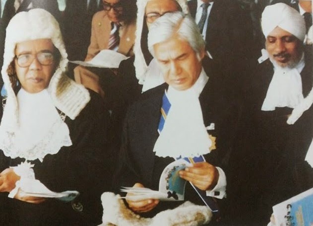 WARISAN RAJA & PERMAISURI MELAYU: Almarhum Hakim Raja Azlan Shah..