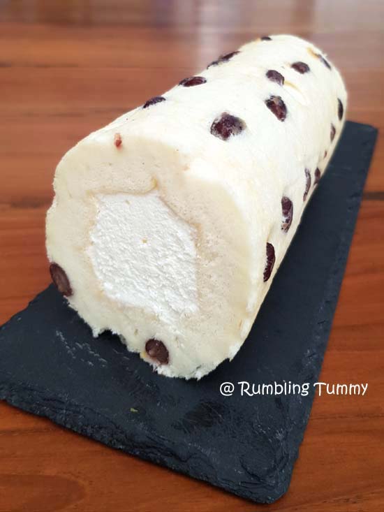 Rumbling Tummy: Fool proof Egg white Swiss Roll 简单蛋白瑞士卷