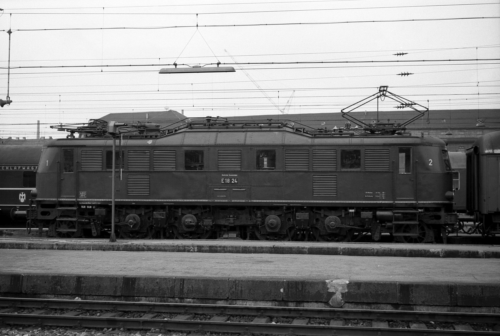 Die DB in Bildern 1966-1991: E18, 118, E19