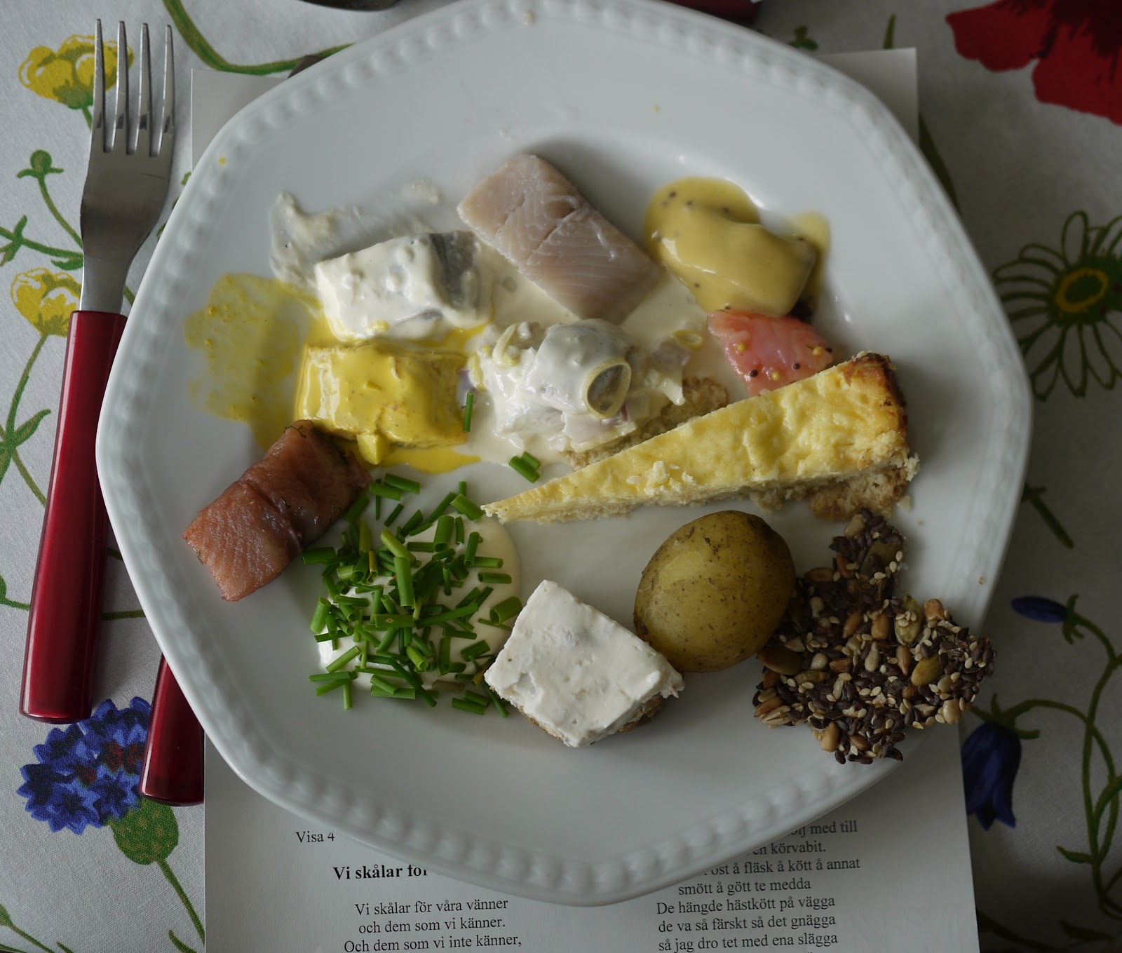 Tant Russins bak: En helt vanlig ovanlig midsommar