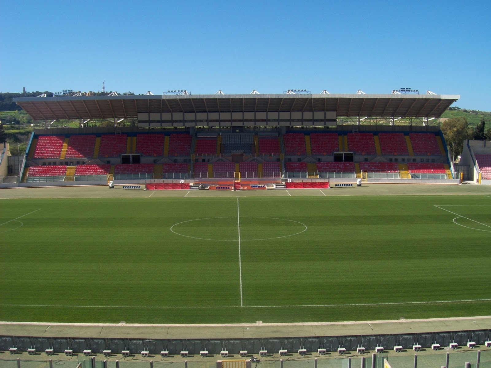 Pat's Football Blog: May 2020