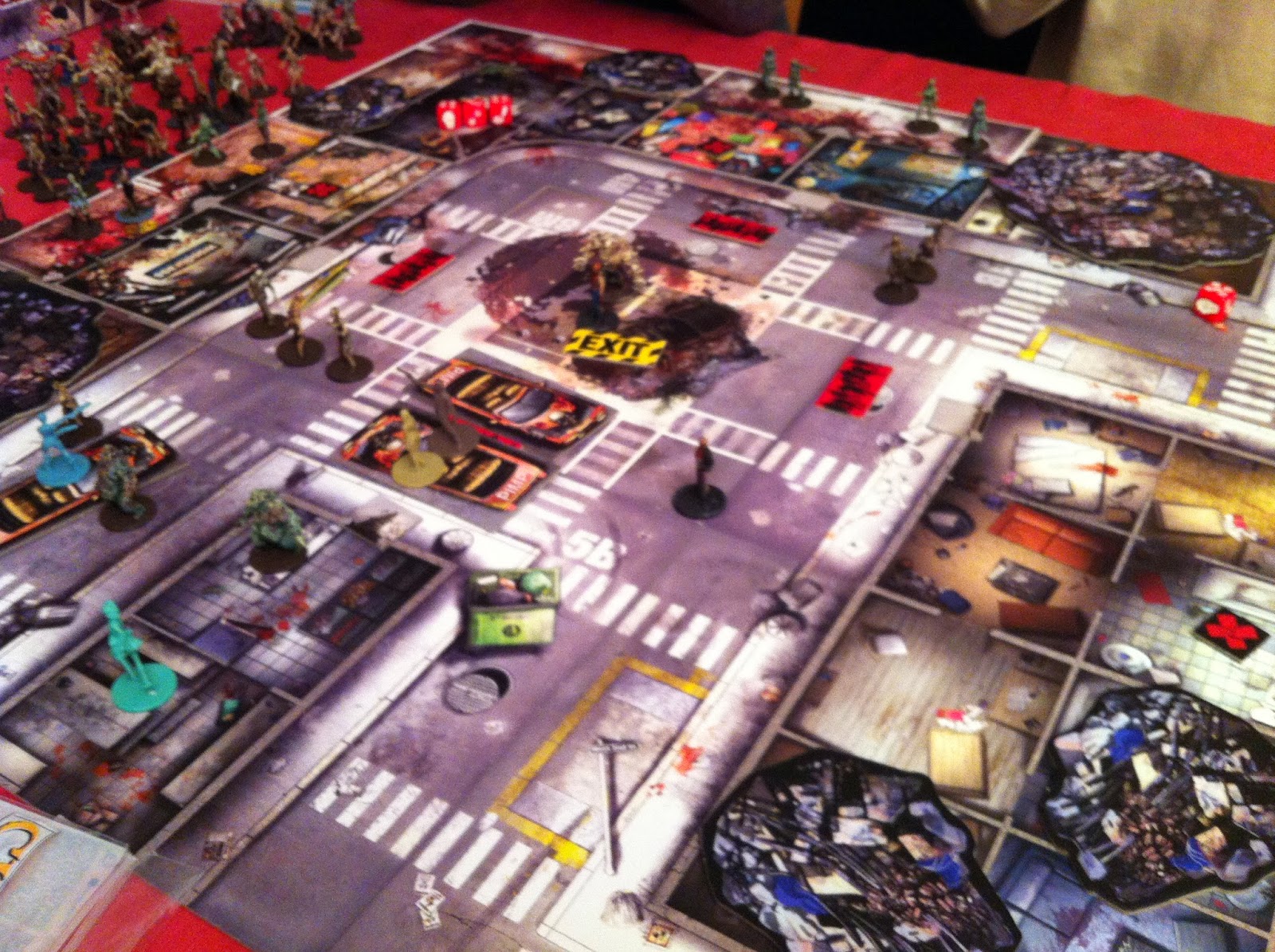 Toxic City Mall - Zombie Square