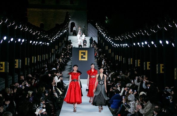 @NonSoloModa by Paulinha : #Fendi iniciou assim…