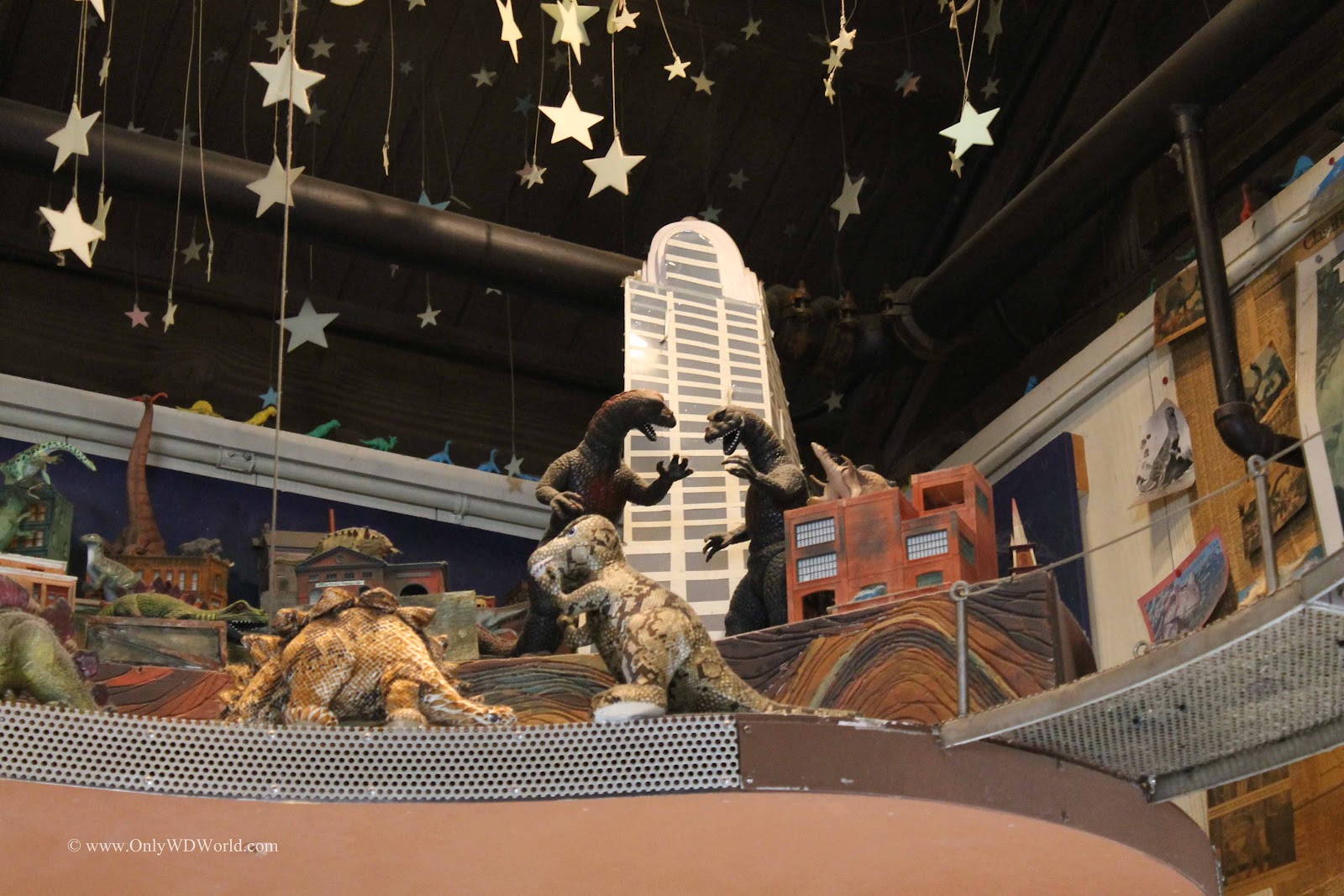 Disney World Shopping: Chester & Hester's Dinosaur Treasures | Disney ...