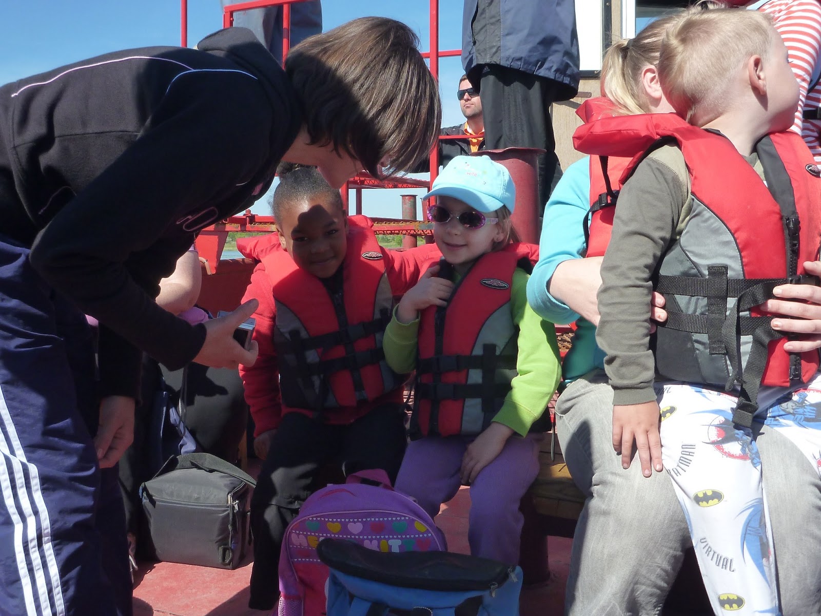 PLAY. EXPLORE. LEARN: Fighting Island