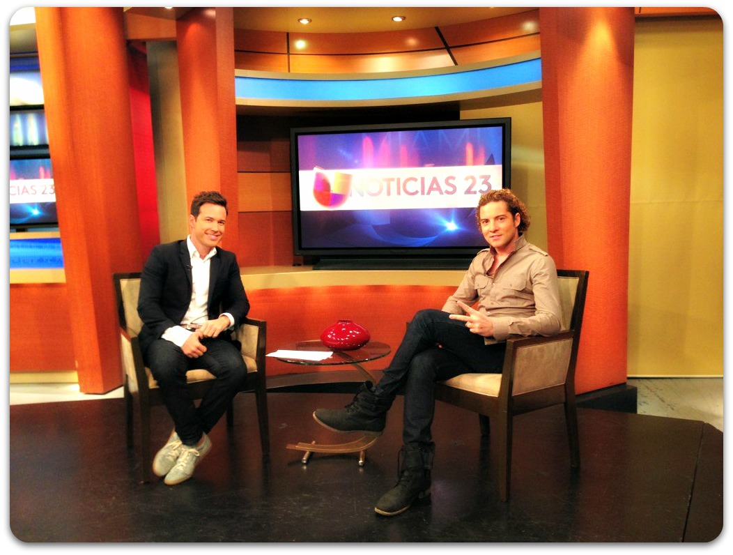 David Bisbal, entrevista en "Noticias 23" de Univisión | 100x100 BISBAL