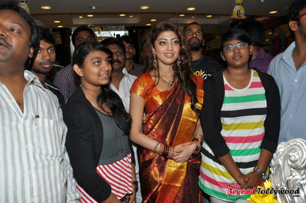 TollywoodStills: Actress Praneetha Launches RS Brothers Photos