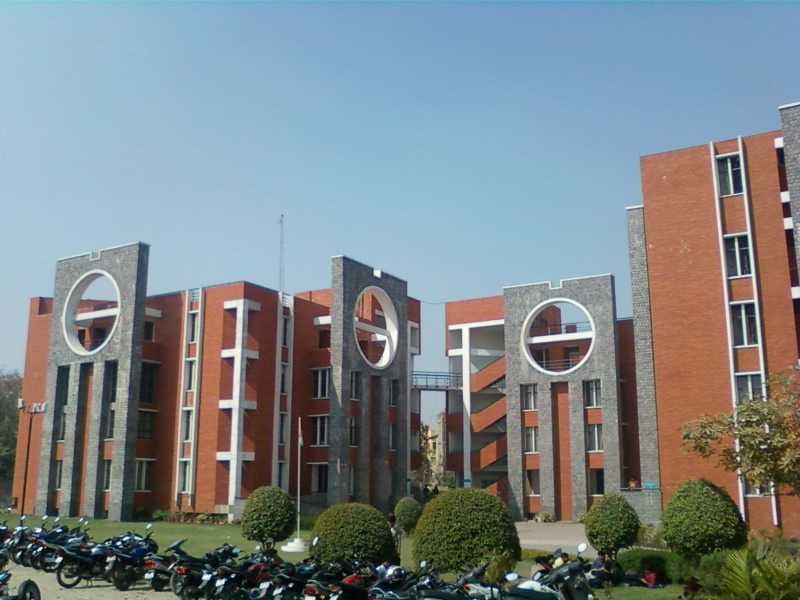 Amir Khan: Northern India Engineering College (GGSIPU), Delhi