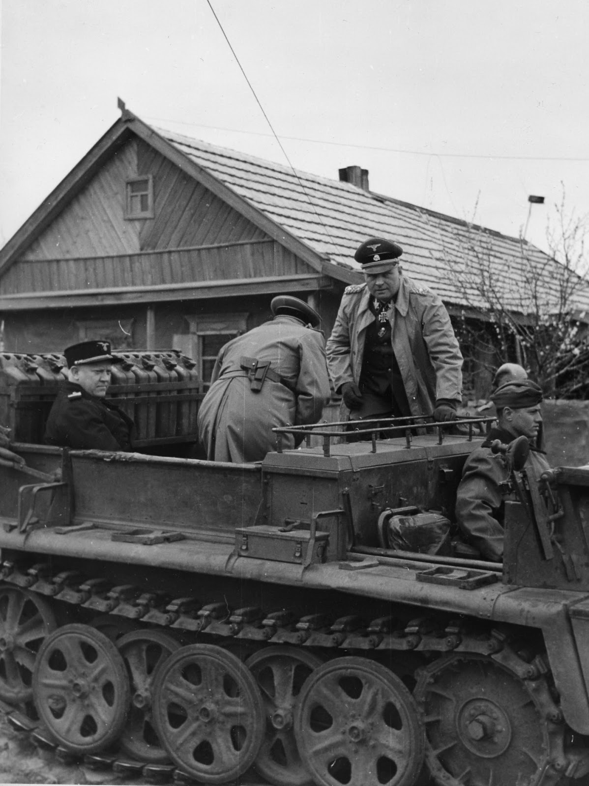 NAZI JERMAN: Foto 5. SS-Panzer-Division "Wiking"