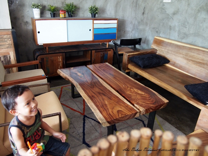 aku bukan bidadari: hunting rak TV untuk tingkat bawah..perabot kayu