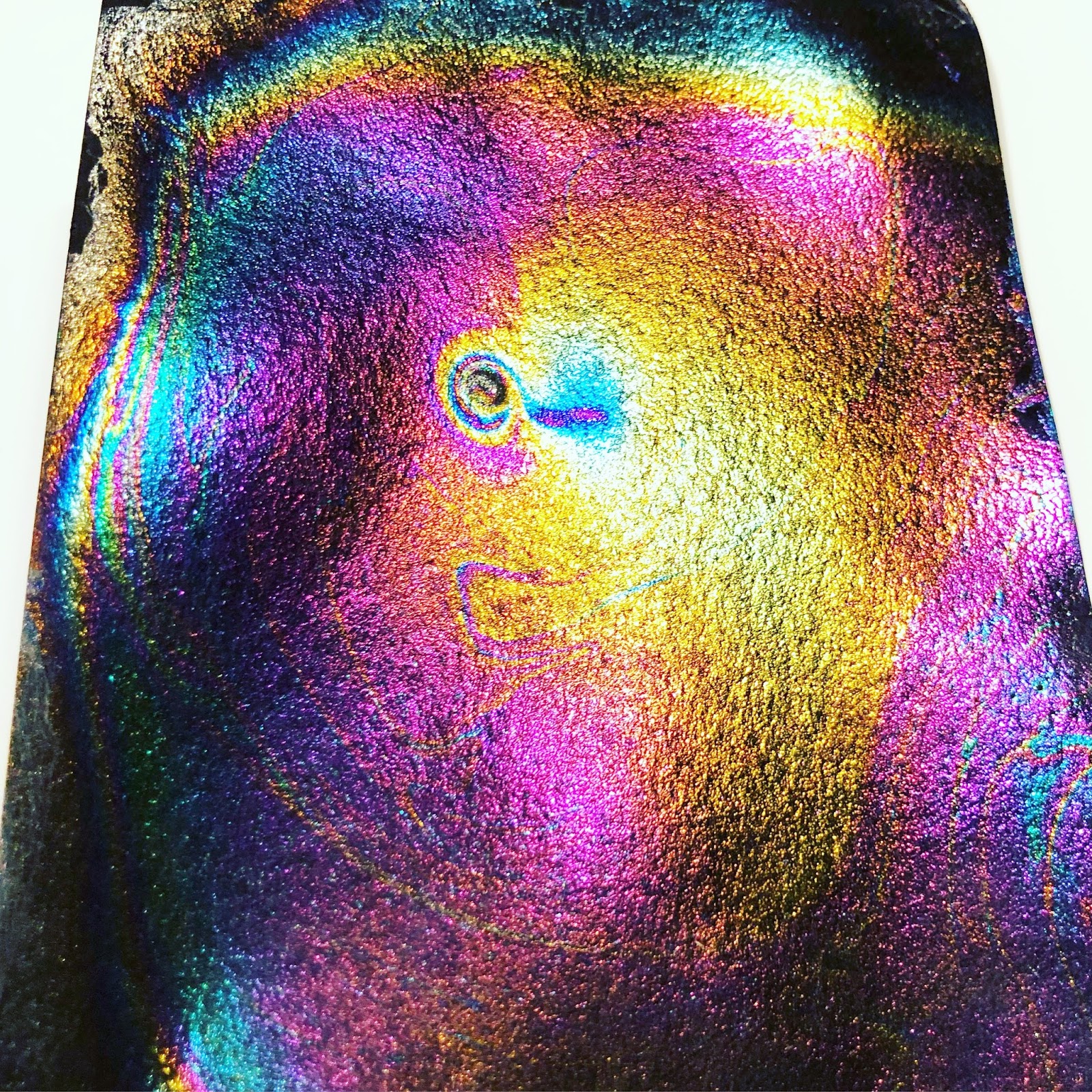 Find the Little Mind: Magical Rainbow Paper