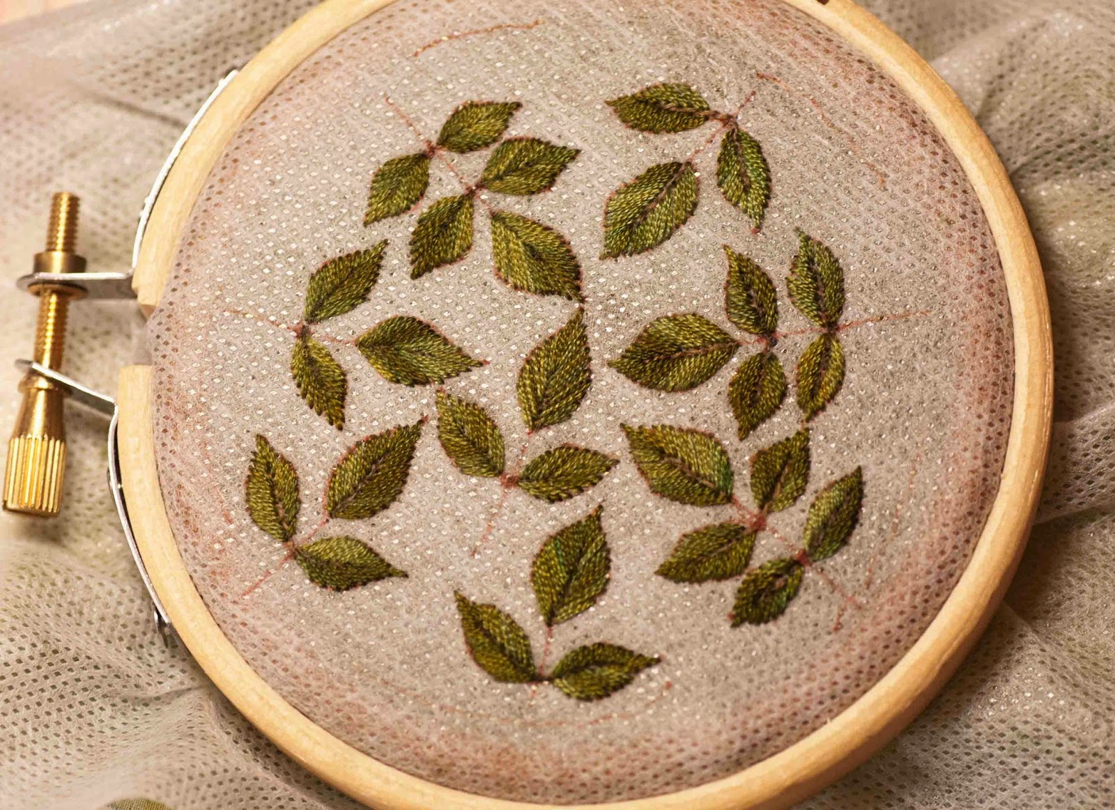 Plays With Needles: Embroidering 3-D Rose Leaves