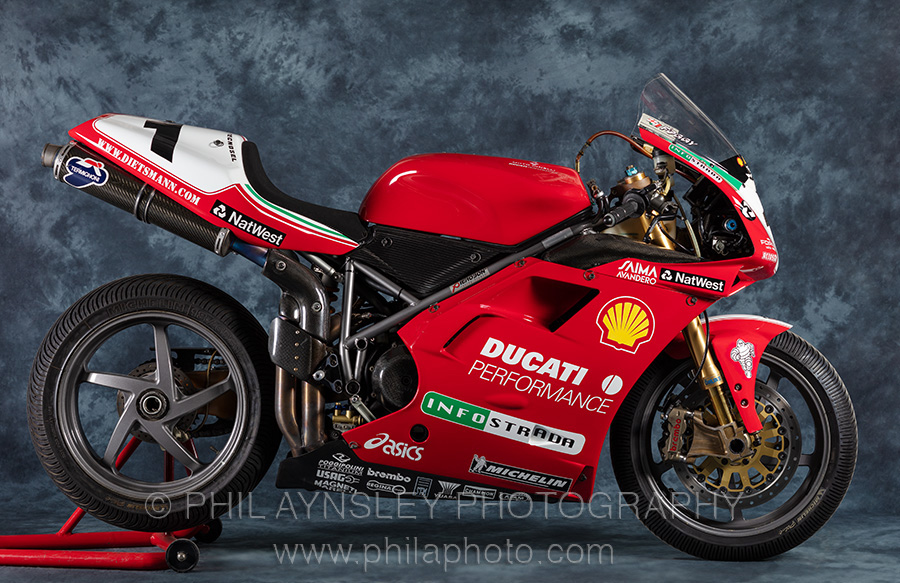 Racing Cafè: Ducati 996 Factory C.Fogarty Team Ducati Infostrada 1999