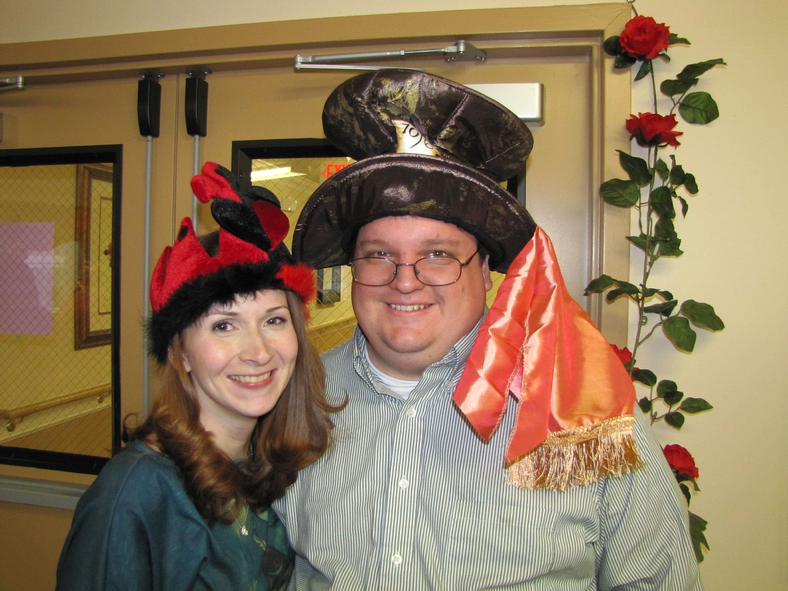 Points Plus Living: Mad Hatter's Tea Party Pictures!