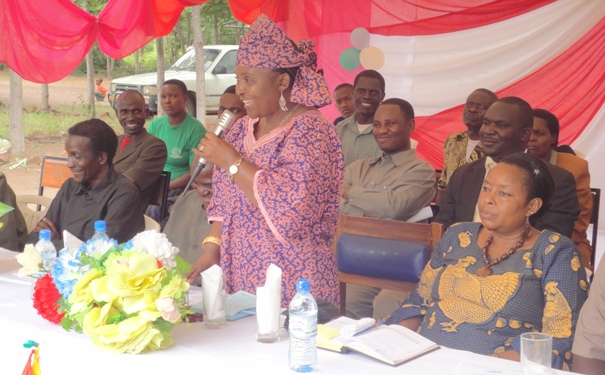 MPALULEBLOG:: FRANCIS CHEKA NA MADA MAUGO KUGOMBEA UBINGWA WA IBF ...