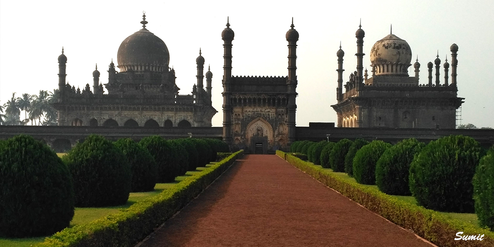 Ibrahim Rauza - Bijapur