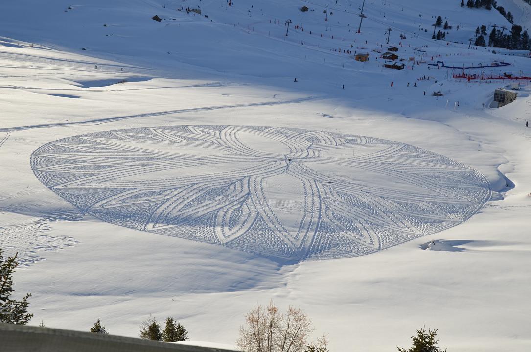 Oh, by the way...: BEAUTY: Installation--Simon Beck