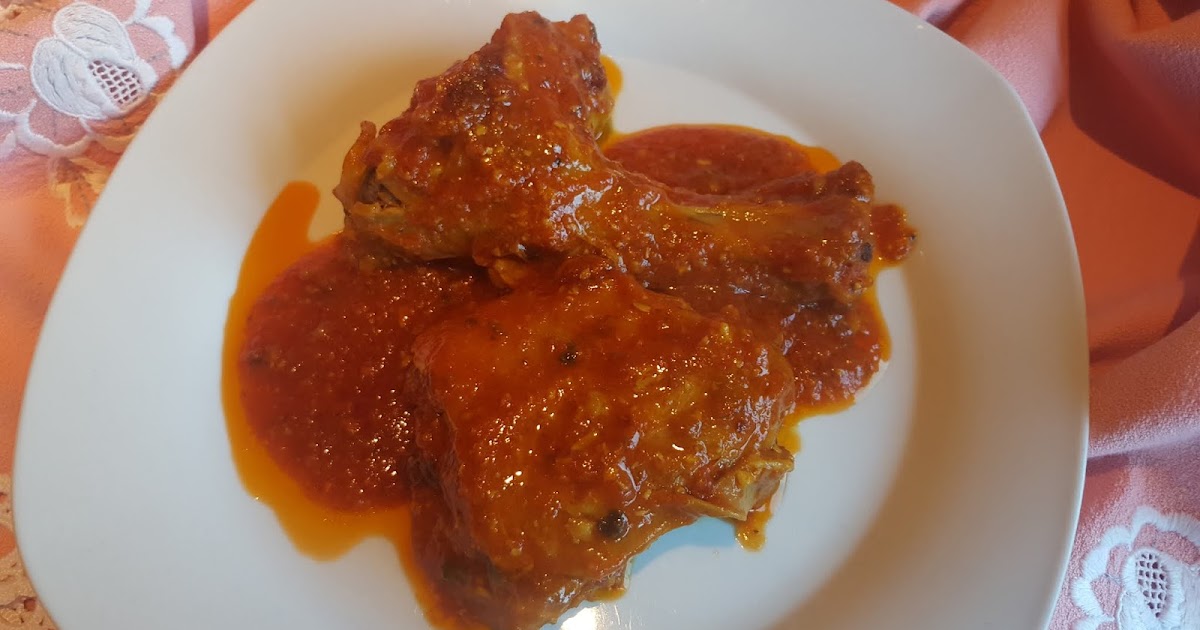 sentado en la cocina.: Cabrito guisado