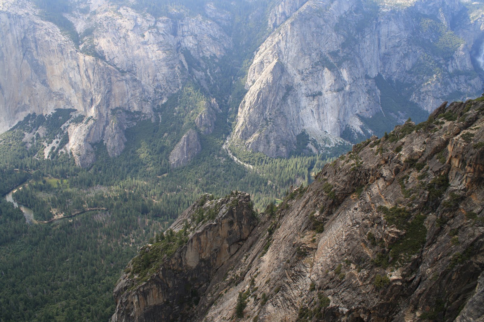 Living and Dyeing Under the Big Sky: Taft Point in Yosemite National Park
