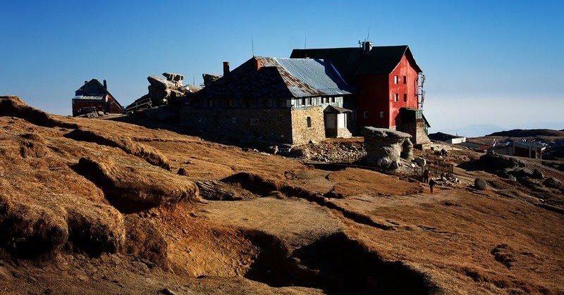 Imagini Cabana Babele din Muntii Bucegi - Informaţia Timişoarei