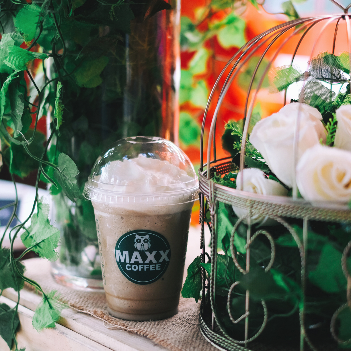AWESOME AUTUMN DRINKS BY MAXX COFFEE INDONESIA - eatandtreats ...