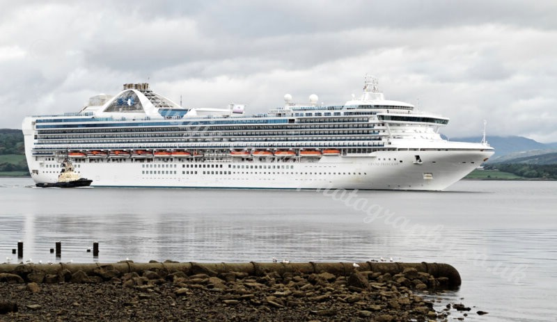 Dougie Coull Photography: Cruise Ship - Grand Princess