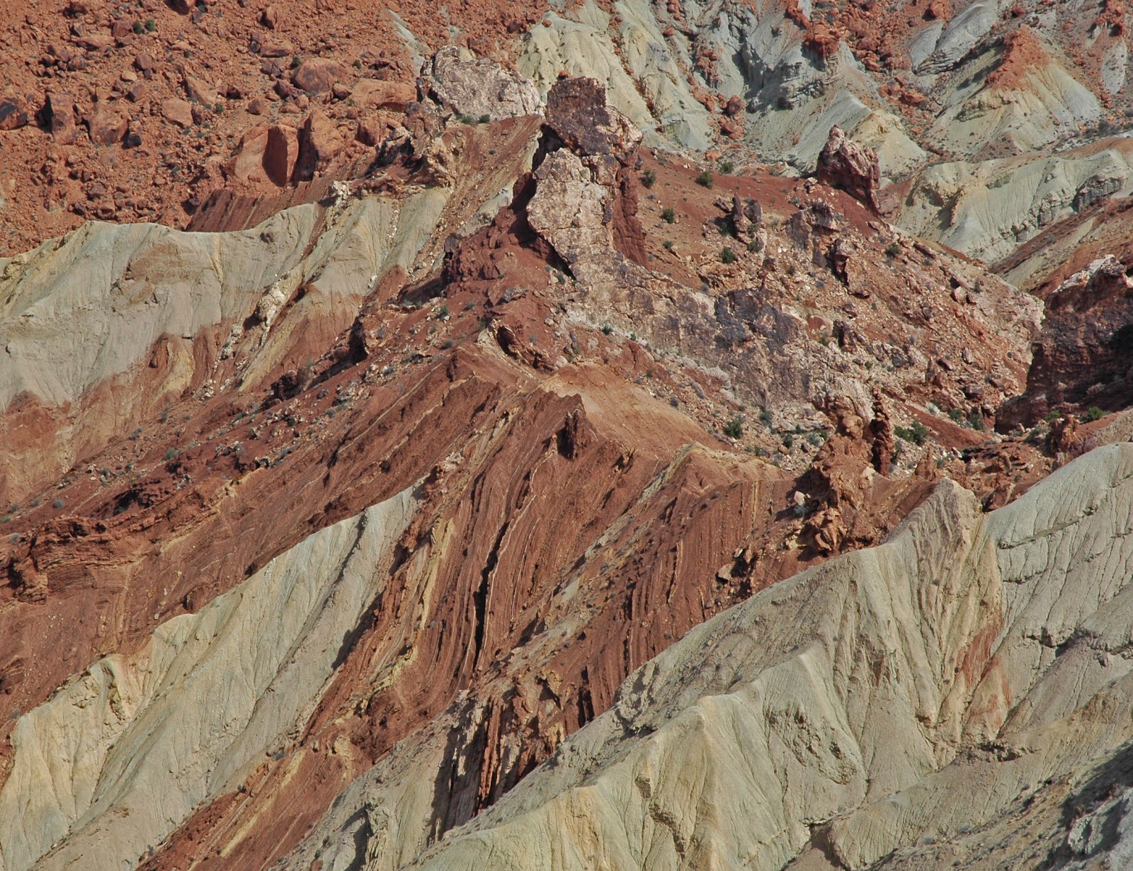 Earthly Musings - My Travel and Geology Blog: Exploring The Canyonlands ...