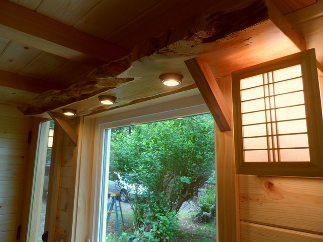 TINY HOUSE TOWN: Tiny Tea House Cottage (225 Sq Ft)