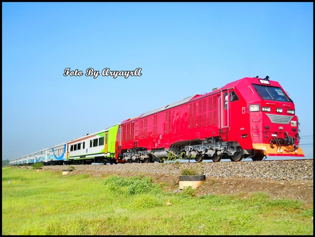 RAILROAD OF THE WORLD (世界の鉄道) kereta api di dunia: CC300 DIESEL LOCOMOTIVE